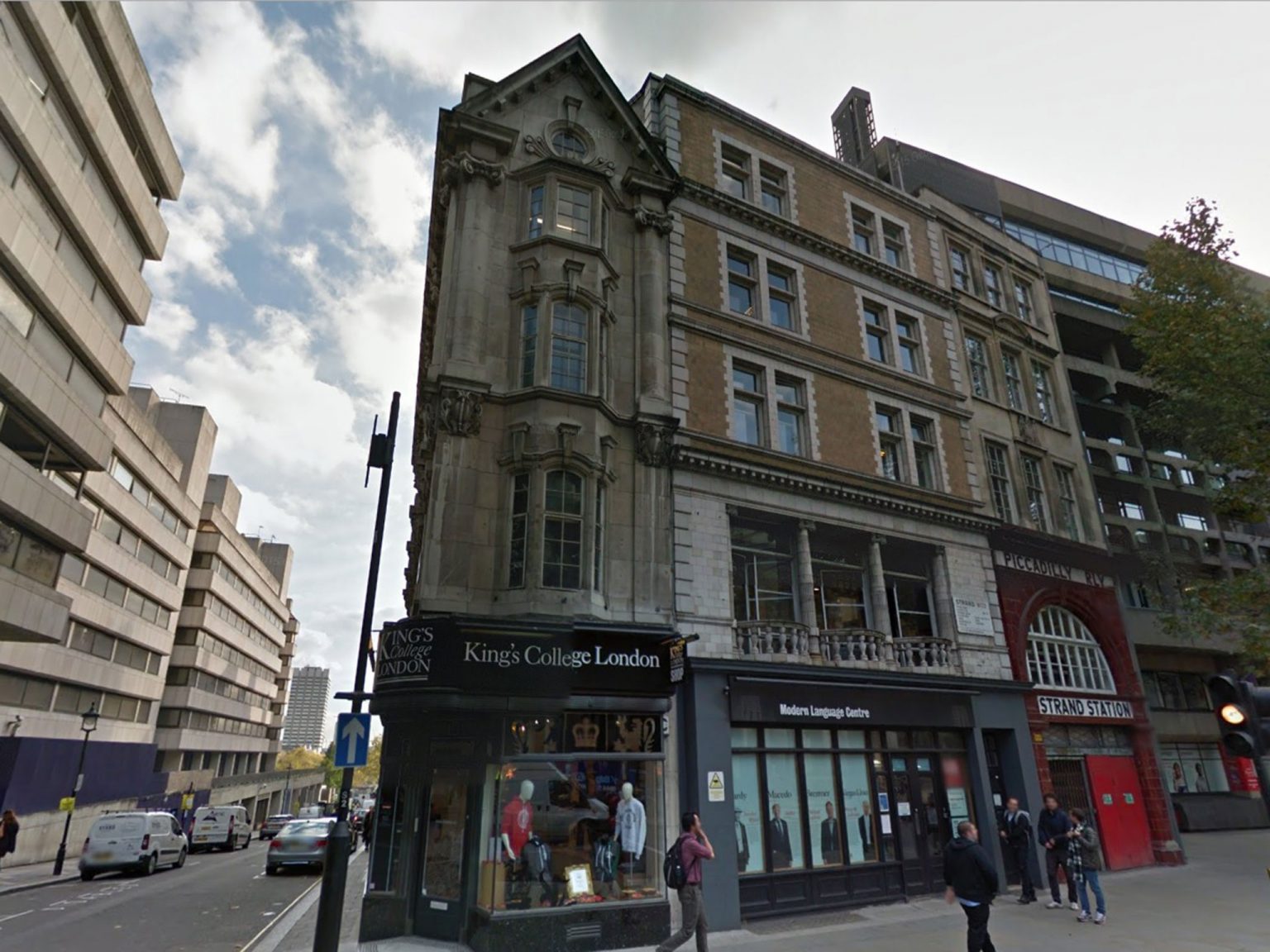 170 Strand with reflections of Bush House - Strandlines