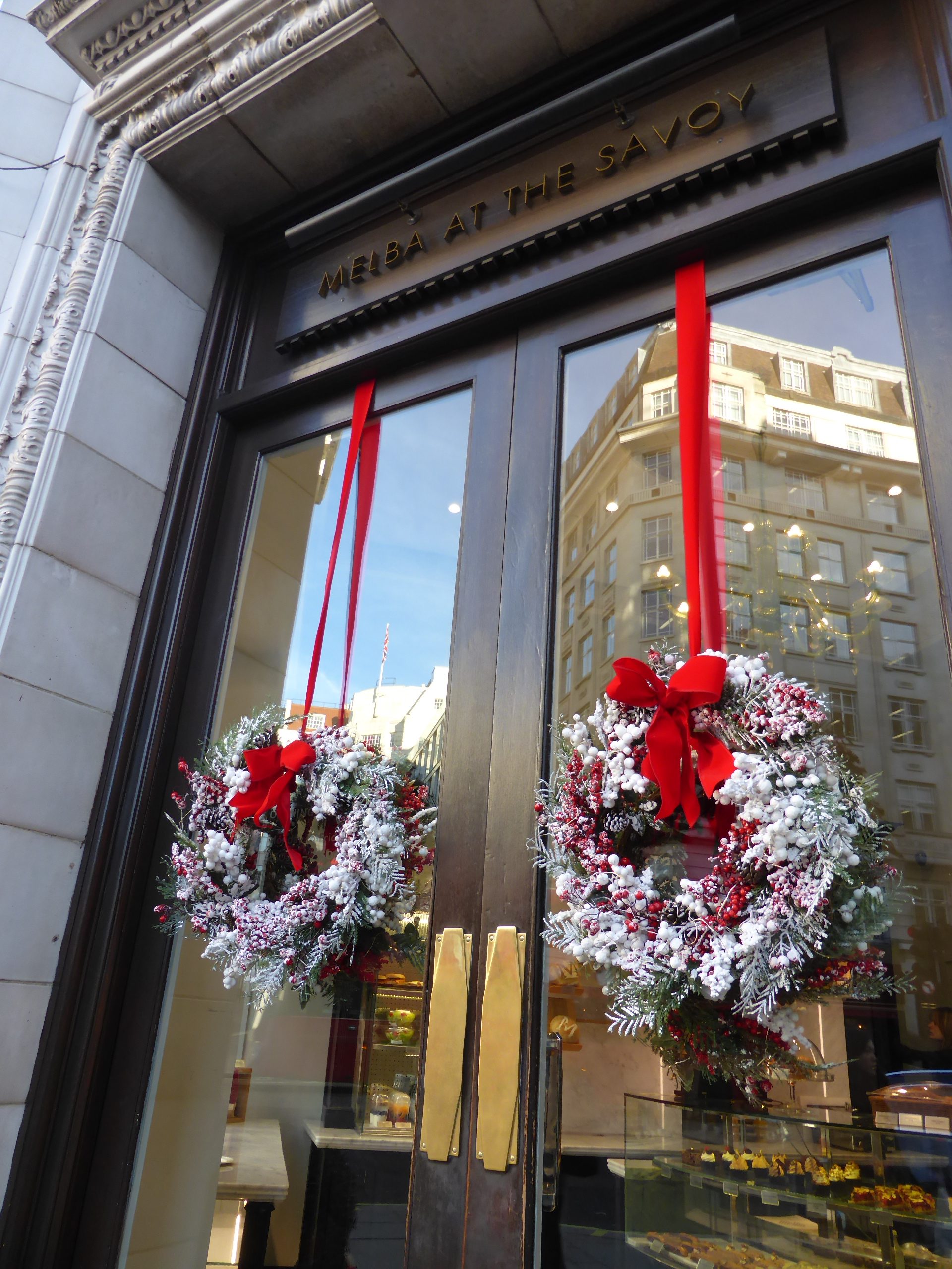 The Strand is ready for Christmas - Strandlines